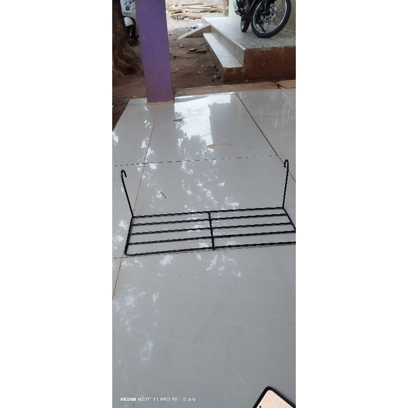 Jual rak bunga /standing pot tempel dinding | Shopee Indonesia