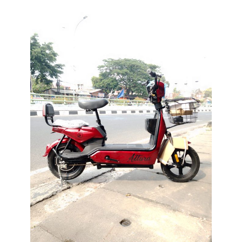 Jual SEPEDA LISTRIK GENIO ATTURA | Shopee Indonesia Jual SEPEDA LISTRIK GENIO ATTURA | Shopee Indonesia