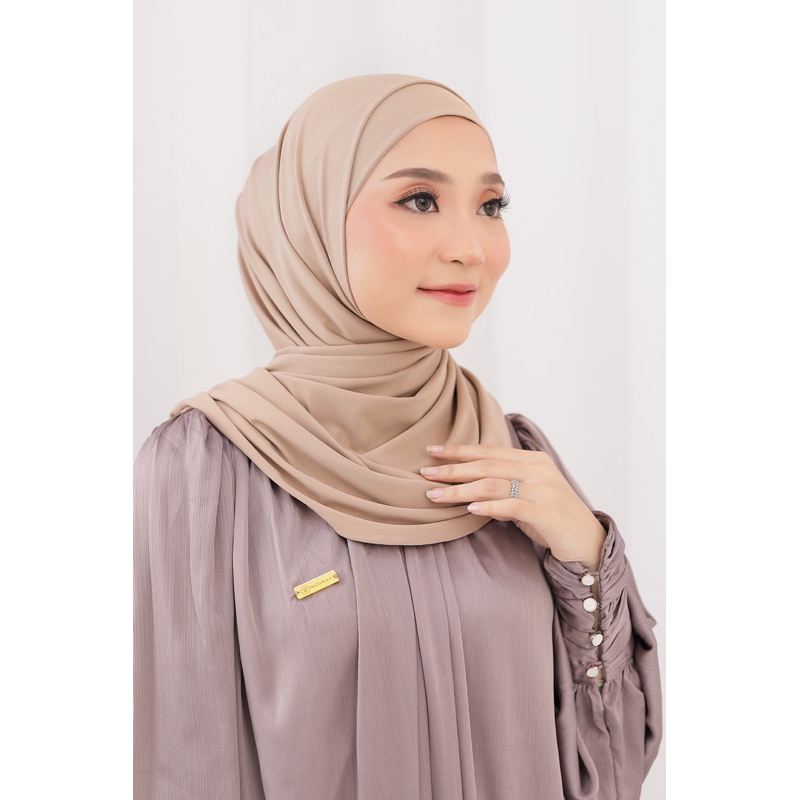 Jual Nadiraa Hijab Zalmera Shawl/ Pashmina Jersey | Shopee Indonesia