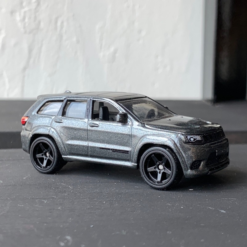 Jual Hot Wheels Premium Jeep Grand Cherokee Trackhawk Fast Furious ...