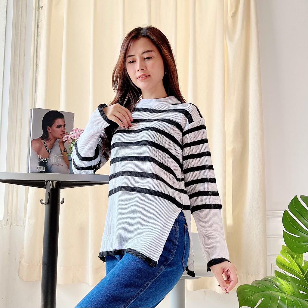Jual AFI - EC - RJT Layla Stripe Knit RAJUT | Shopee Indonesia