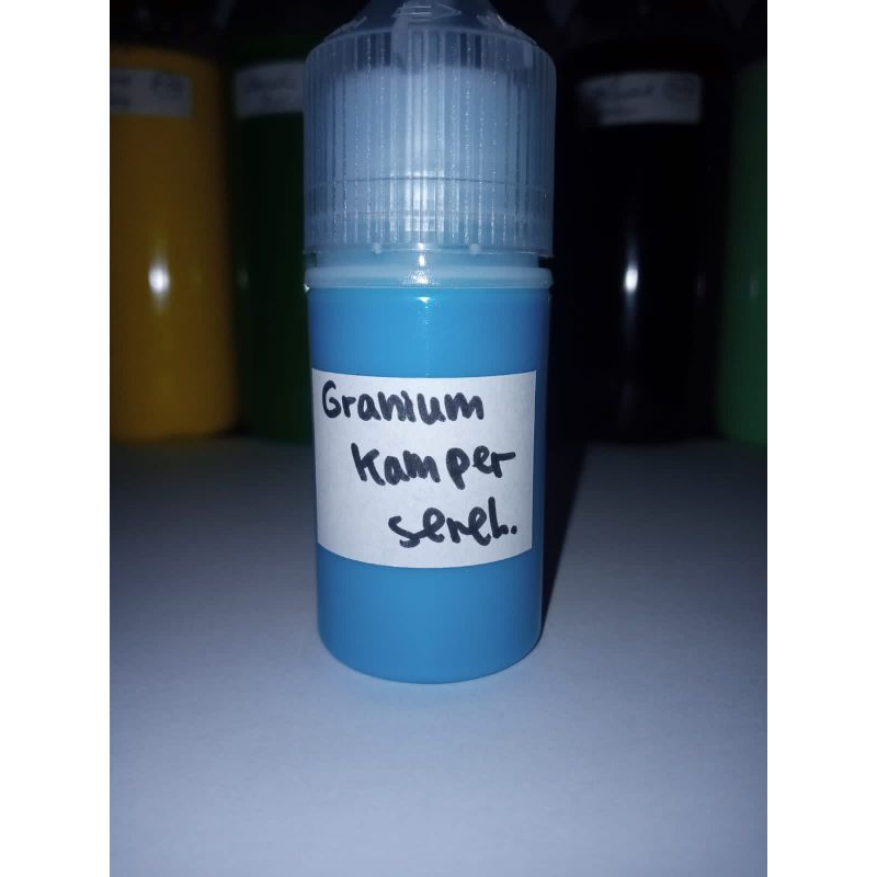 Jual Essen oplosan granium kamper sereh super ujm 30ml | Shopee Indonesia