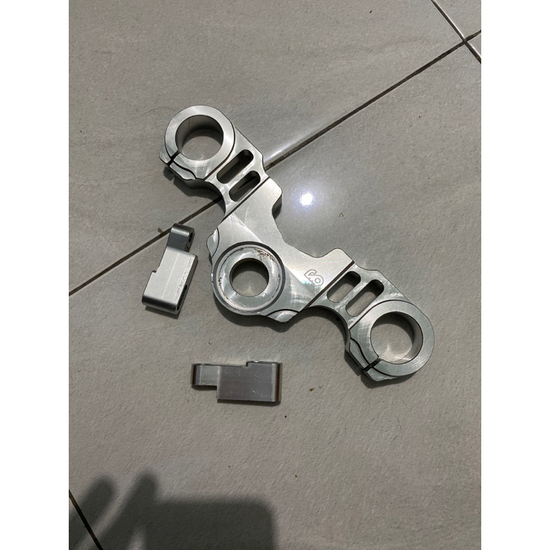 Jual Triple Clamp Race Pro CBR 150 | Shopee Indonesia