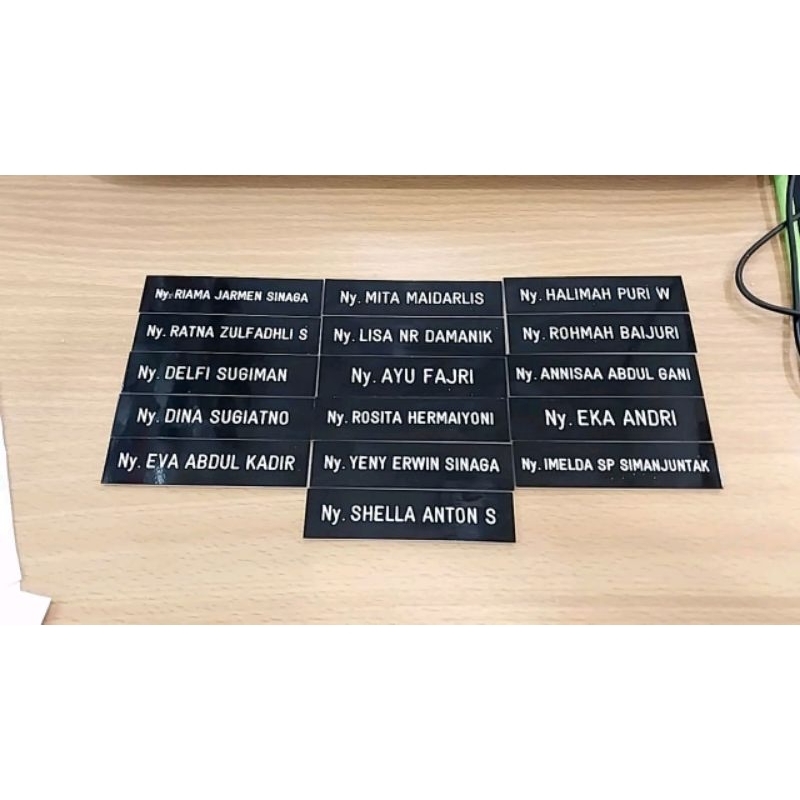 Jual papan nama dada /nametag persit | Shopee Indonesia