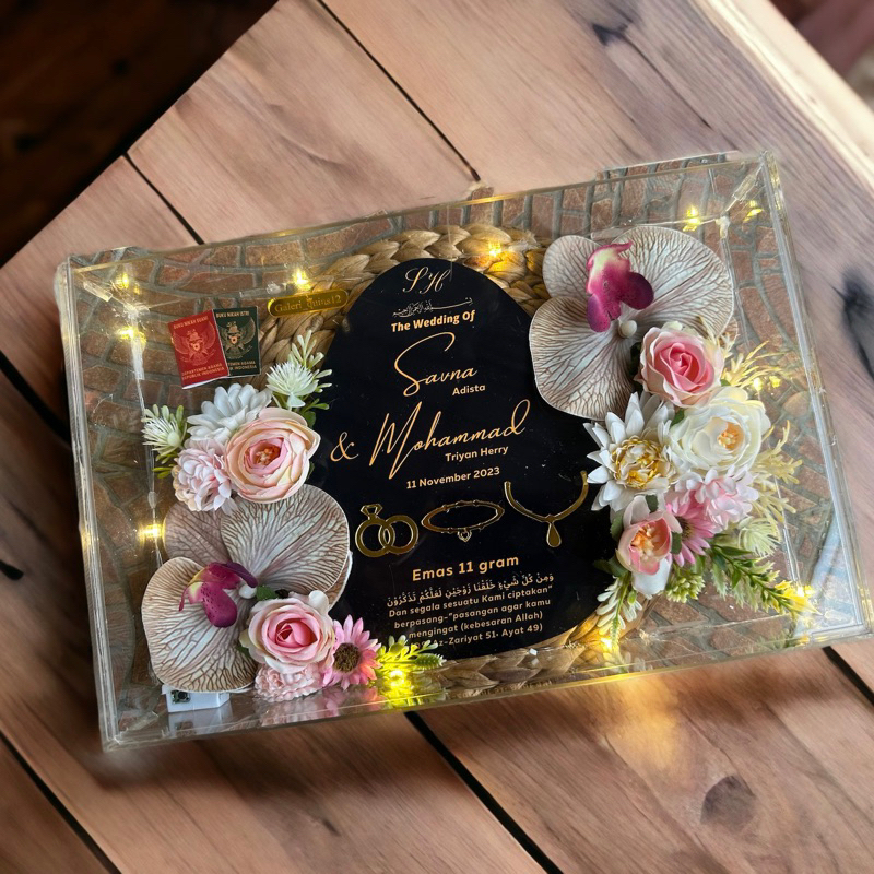 Jual Mahar Pernikahan akrilik 30x20 full bunga | Bingkai mahar ...