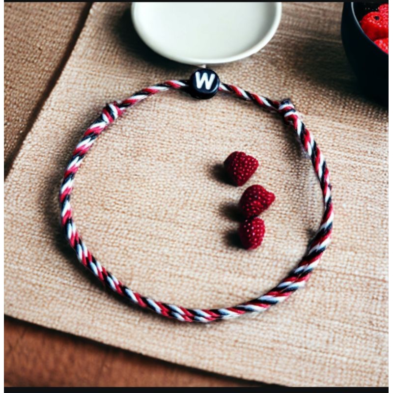 Jual Gelang Tridatu Inisial Handmade Adjustable Tali Rajut | Aksesoris ...