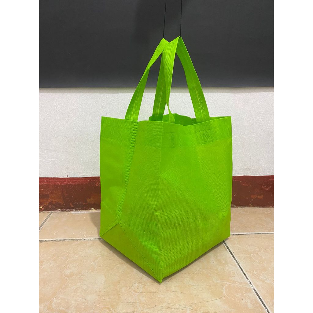 Jual Tas Box Spunbond Goodie Bag AUTOPRESS 20x18x26 Souvenir Promosi ...