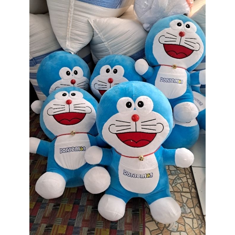 Jual Boneka Doraemon Jumbo Ukuran 80cm Berbahan Yelvo lembut dan nyaman ...