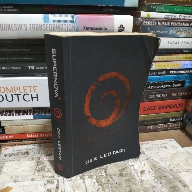 Jual Novel SUPERNOVA Gelombang By Dee Lestari | Shopee Indonesia