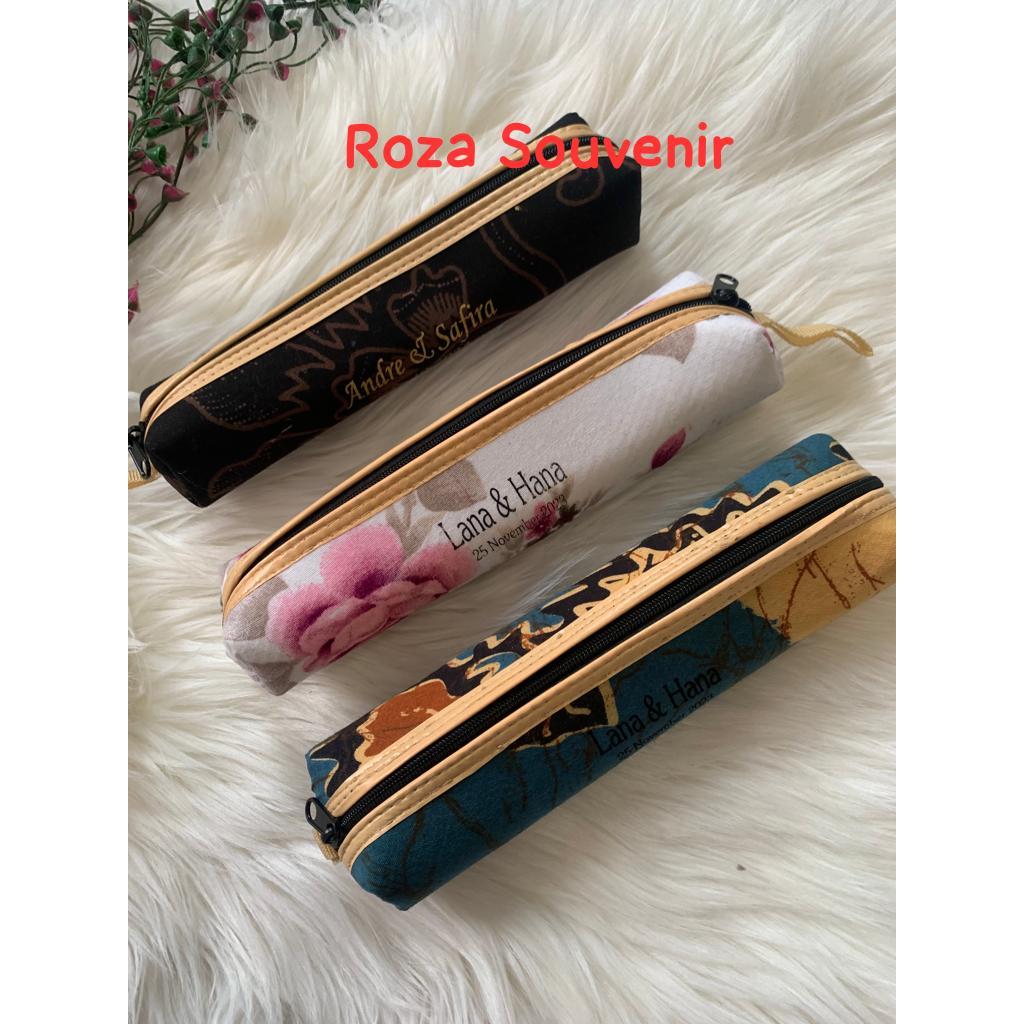 Jual 100 PCS SABLON NAMA SOUVENIR DOMPET BATIK TEMPAT PENSIL | Shopee ...