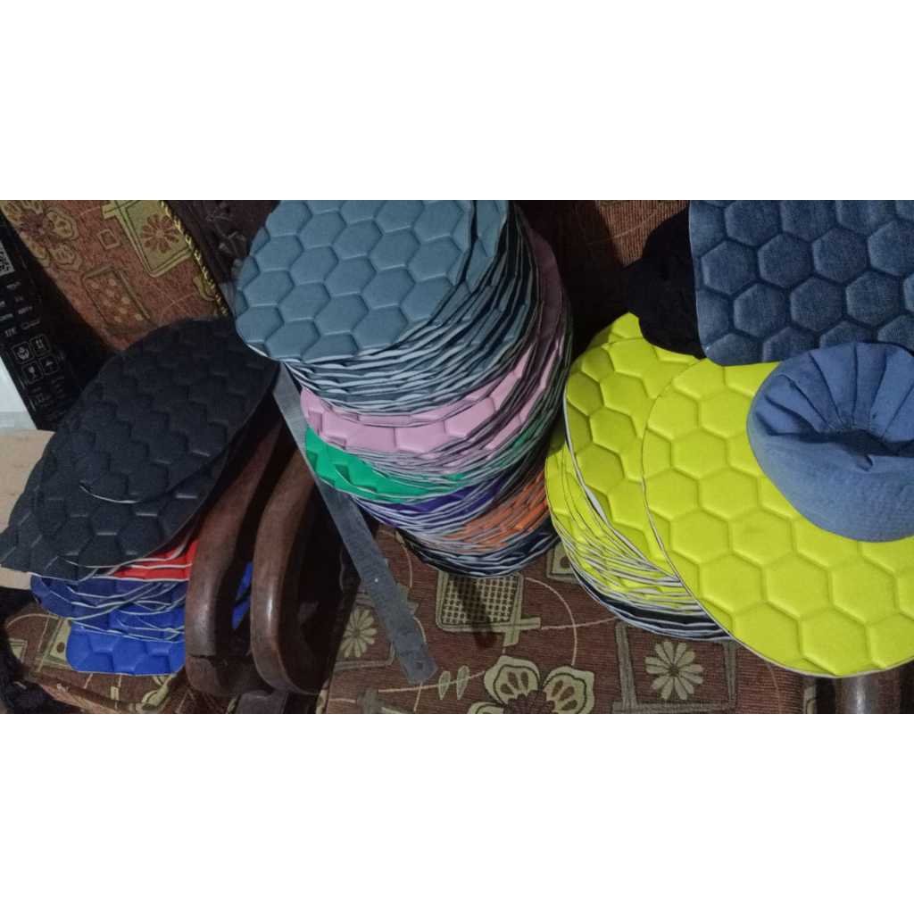 Jual Sarung jok sepeda listrik model sarang lebah hexagon / Bungkus ...