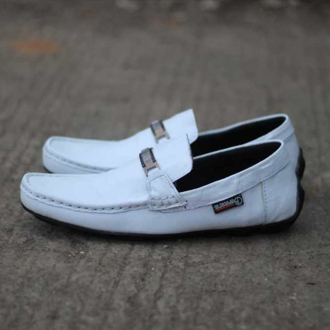 Jual Sepatu Pansus Pria Model Slip On Bahan Kulit Asli Slop Putih Semi ...