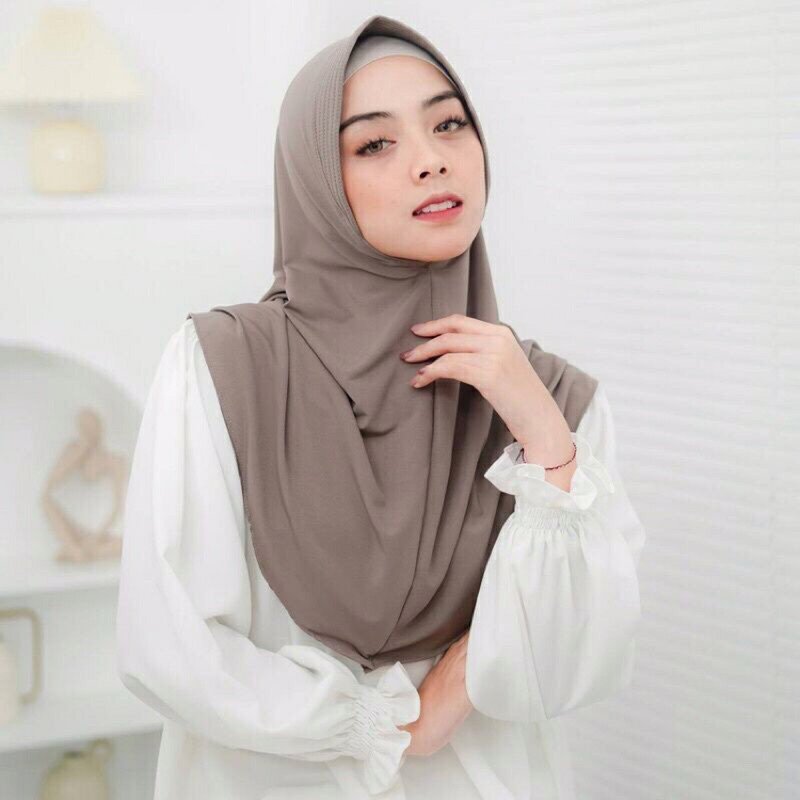 Jual Jilbab Instan Bergo Hamidah Size M / Hijab Sport Menutup Dada Ukuran M | Shopee Indonesia