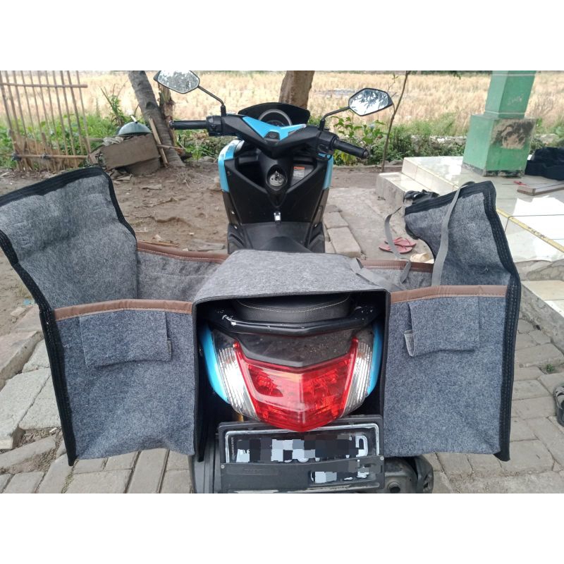 Jual tas obrok tas motor (ukuran sedang) random (PCX/NMAX) | Shopee ...