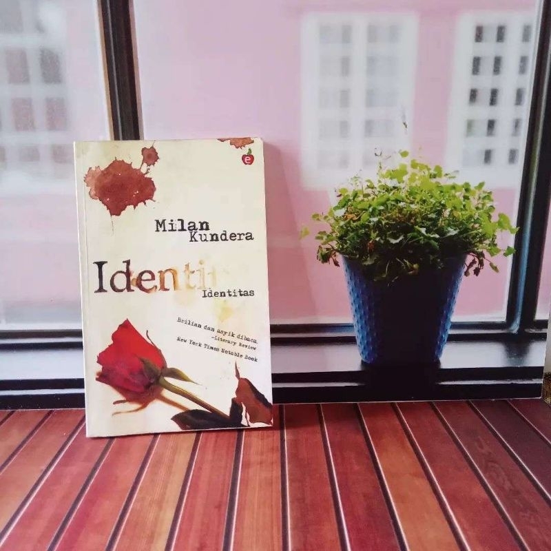 Jual BUKU IDENTITY | Shopee Indonesia