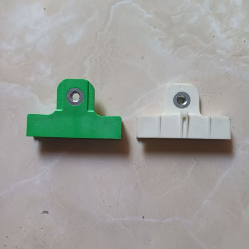 Jual PLASTIK PENJEPIT REL NAIK TURUN KACA MOBIL UNIVERSAL ORIGINAL ...