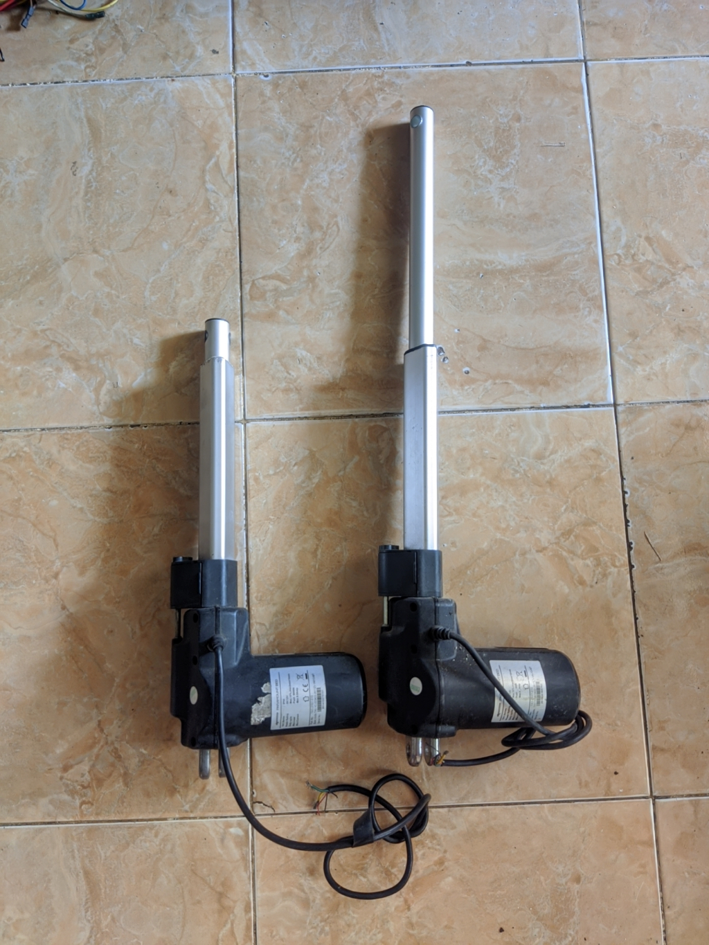 Jual Linear Actuator Motor 12VDC - 24VDC Model TA1-Series IP54 | Shopee Indonesia