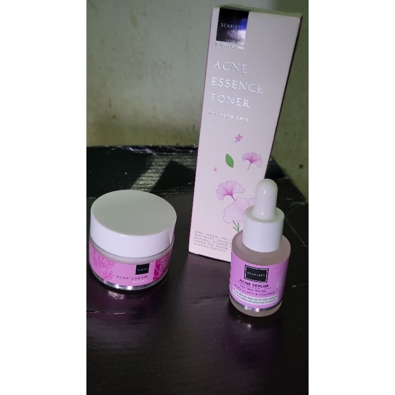 Jual Paket acne Scarlet PL dan New (baca deskripsi) | Shopee Indonesia