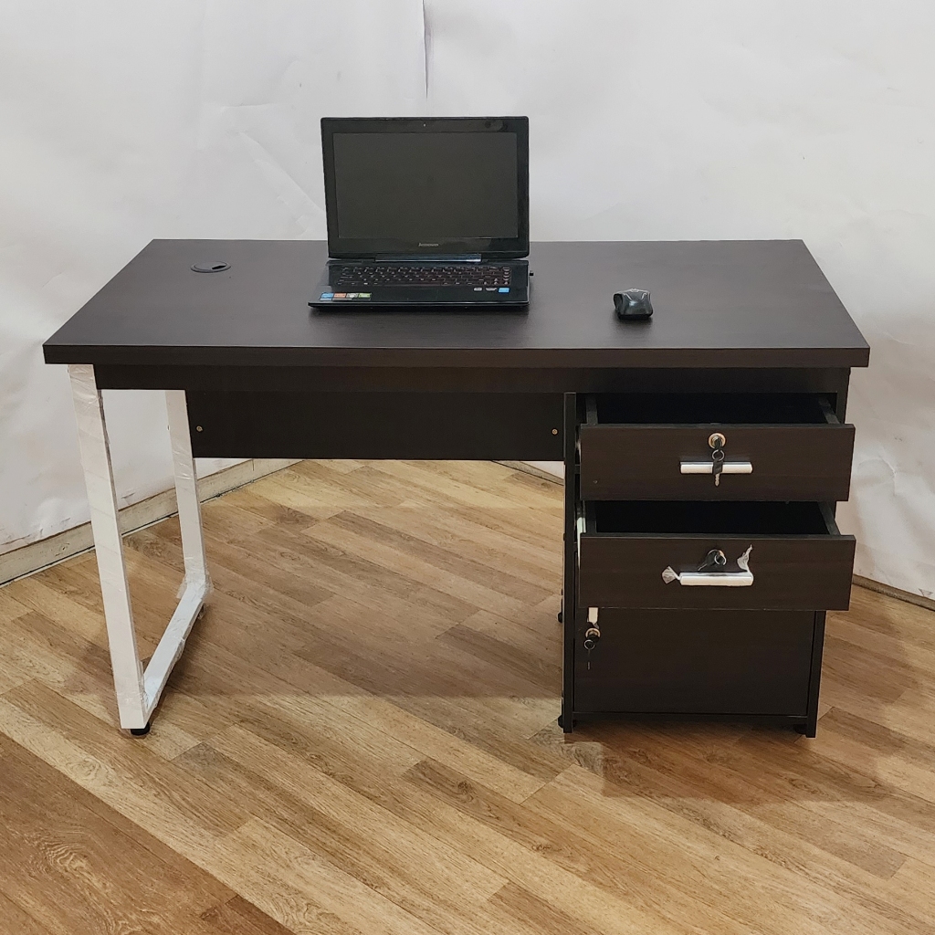 Jual MEJA KOMPUTER BESI MURAH LAKU LARIS DICARI GARANSI MEJA KANTOR ...