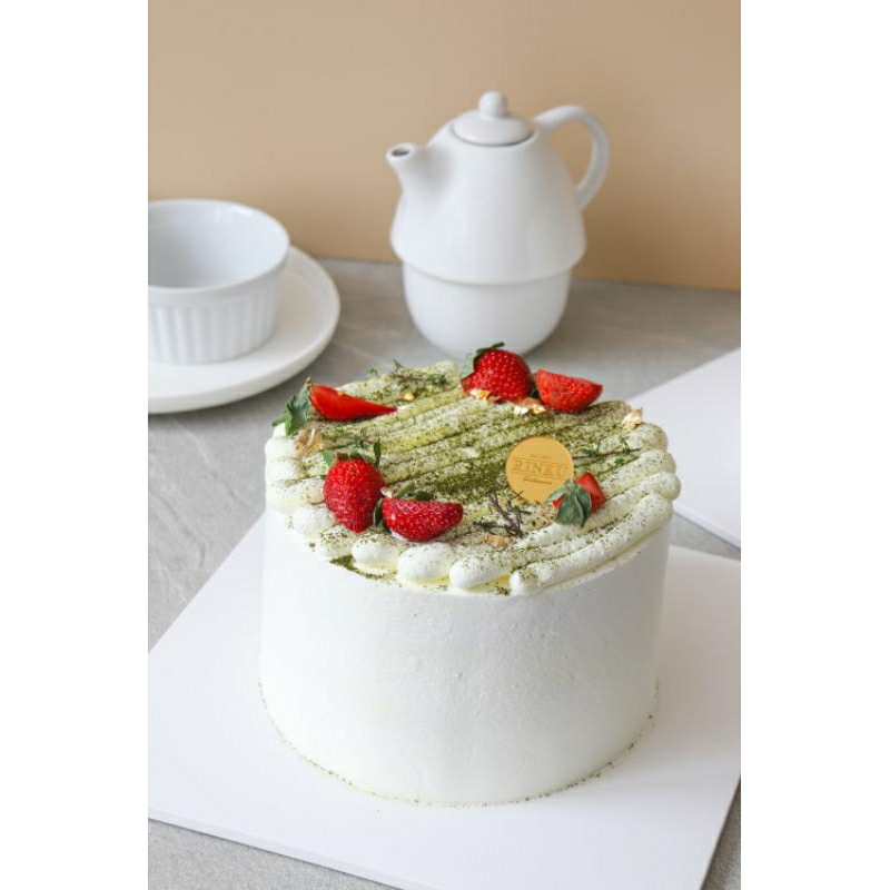Jual MATCHA STRAWBERRY CAKE // KUE KOREA // KUE PREMIUM // PREMIUM CAKE ...