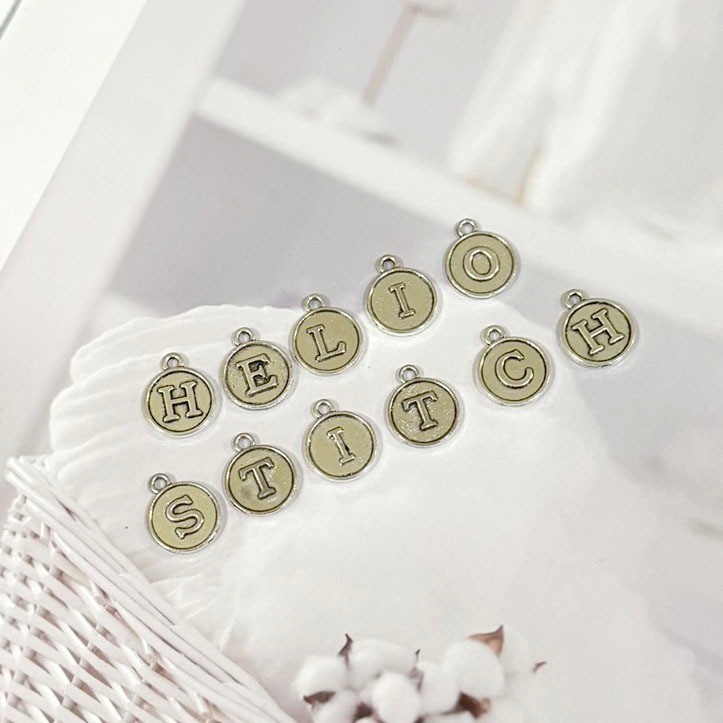 Jual 1 pcs Charm Aksesoris Besi - SERI HURUF ALFABET BULAT | Shopee ...