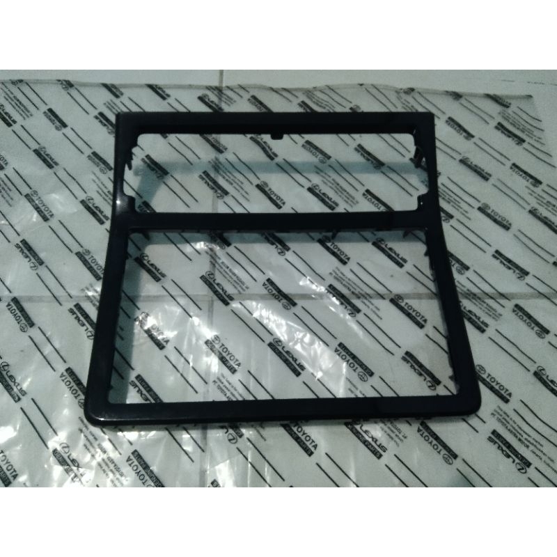 Jual PANEL FRAME TAPE/TV HEAD UNIT INNOVA ZENIX ORIGINAL | Shopee Indonesia