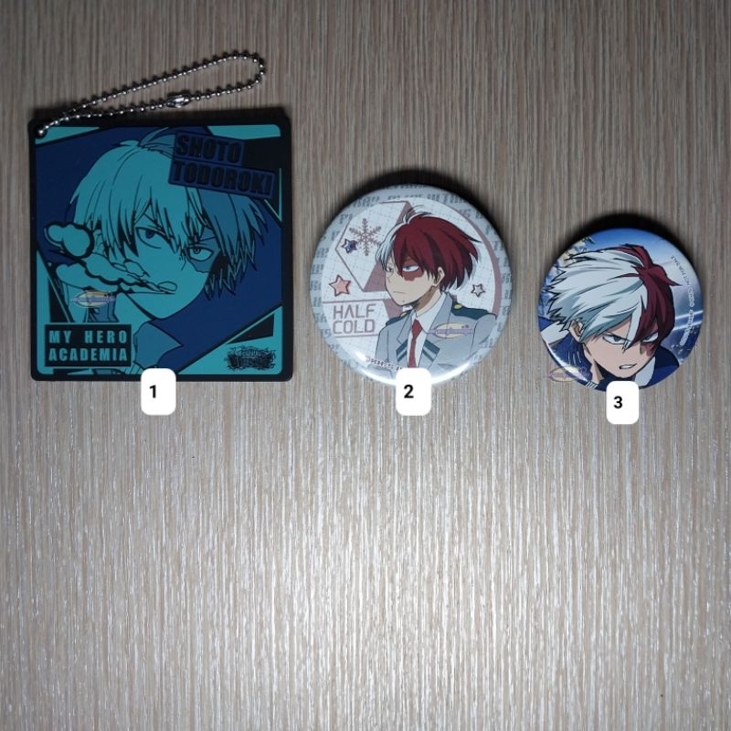 Jual (booked @arigazto) (ubah ke JNE atau j&t) pin badge, rubber ...