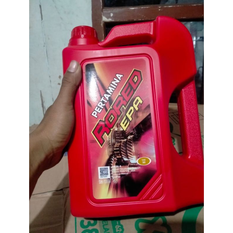 Jual Rored EPA 90, Oli Gardan, Pertamina Gear Sae 90 4 Liter Galon ...