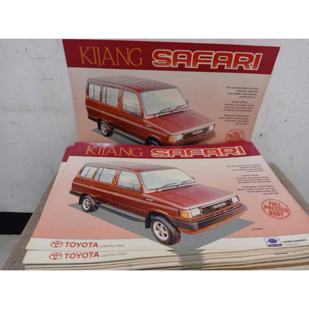 Jual Poster Brosur Katalog Mobil Minibus Kijang Safari | Shopee Indonesia