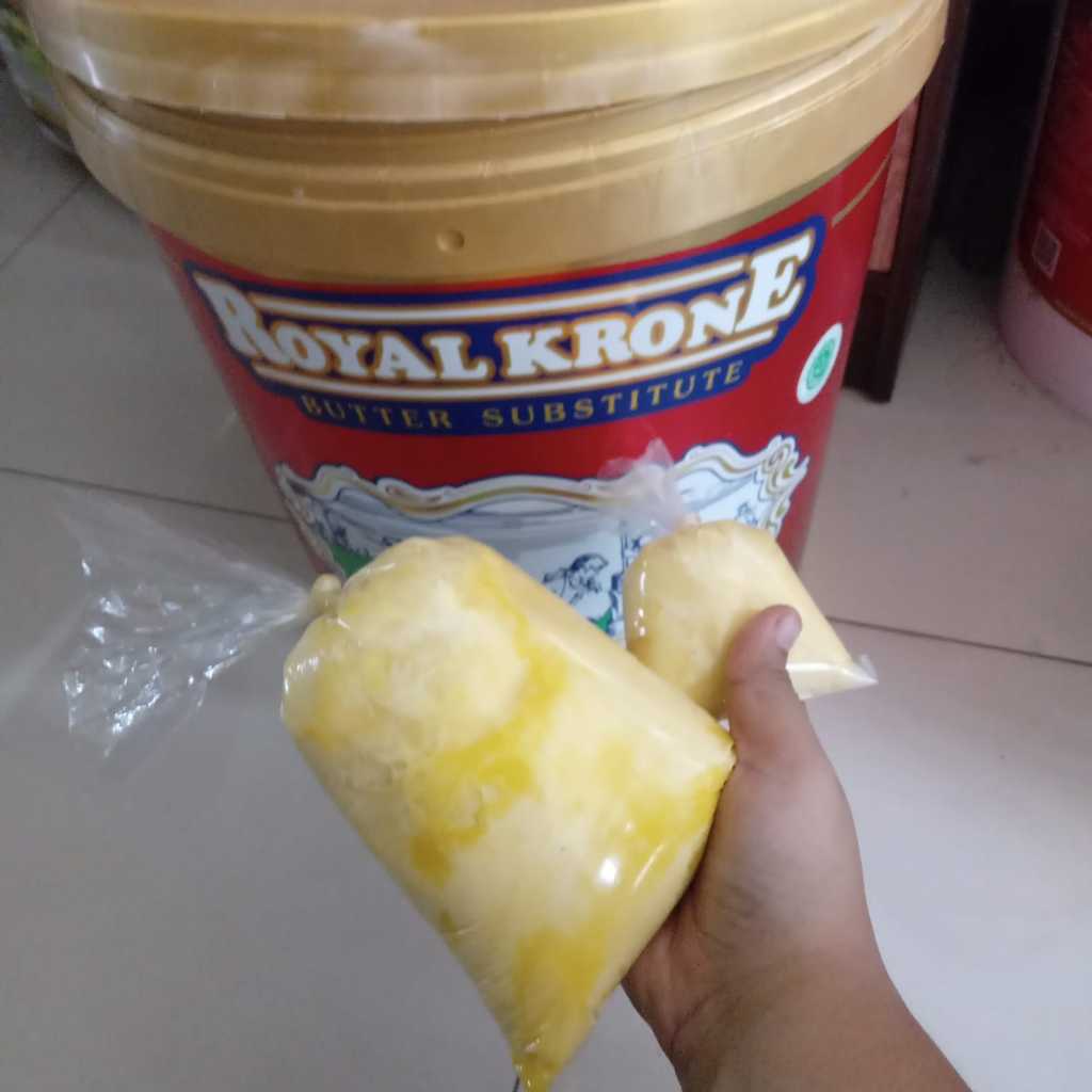 Jual ROYAL KRONE Butter Kemasan Repack 100g | Shopee Indonesia