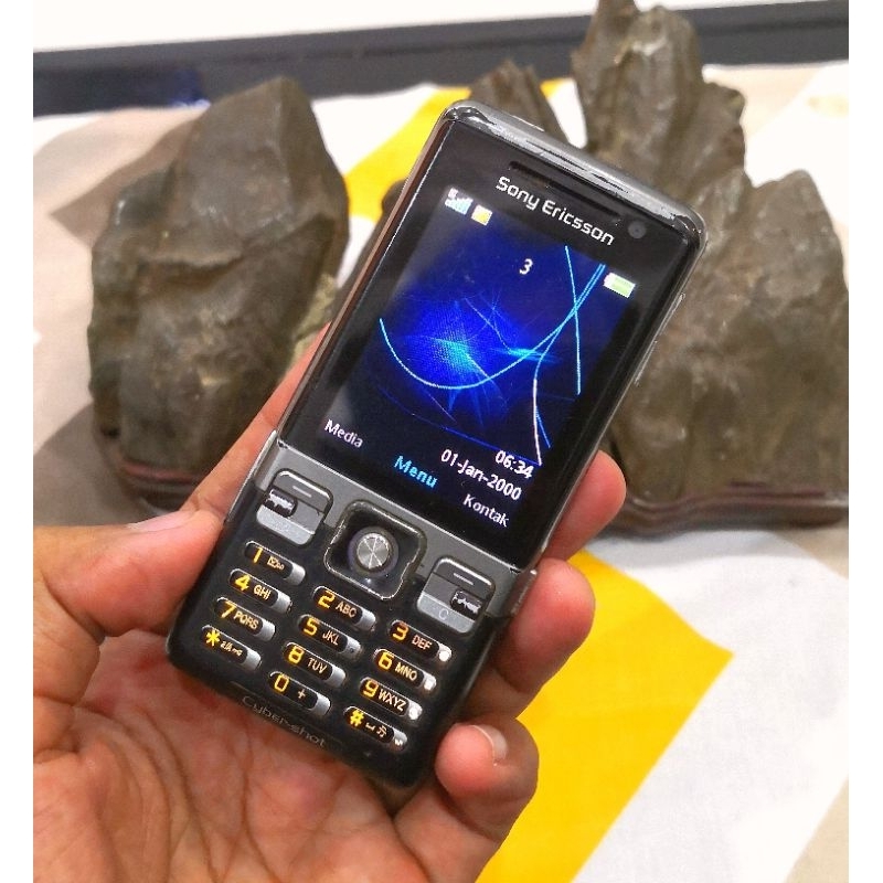 Jual Android jadul Sony ericsson C702 Cybershot outdor original normal hp unik hp langka no C902 ...