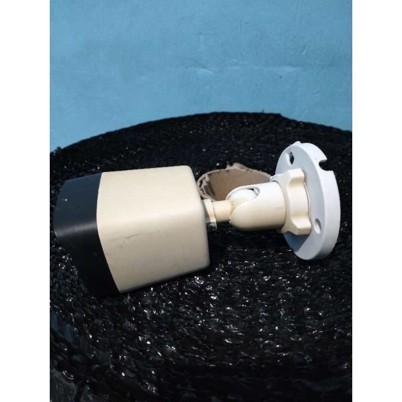 Jual camera Cctv Hikvision outdoor DS-2ce16DOT-EXIPF 2mp Body kuning ...