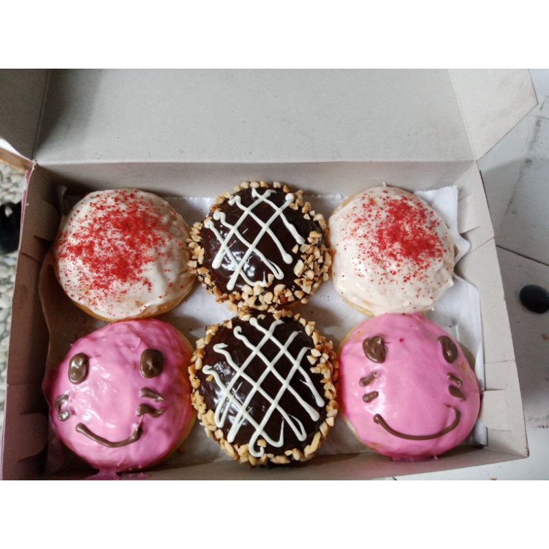 Jual roti donat susu toping glaze isi 6 enak lembut | Shopee Indonesia