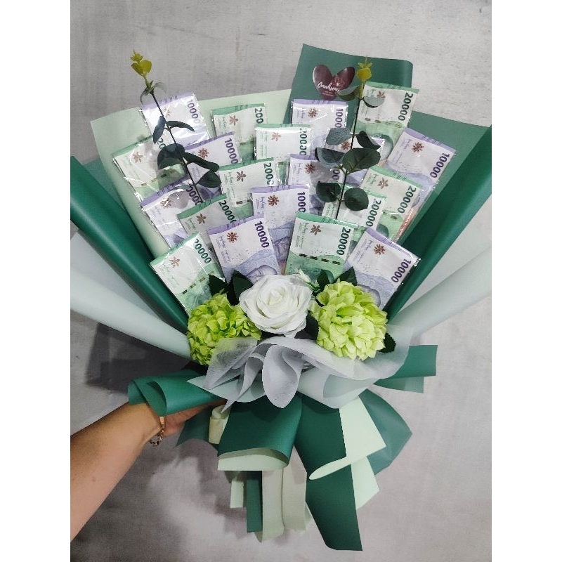 Jual buket uang 20 lembar 20 ribu dan 10 ribu, money bouquet malang ...