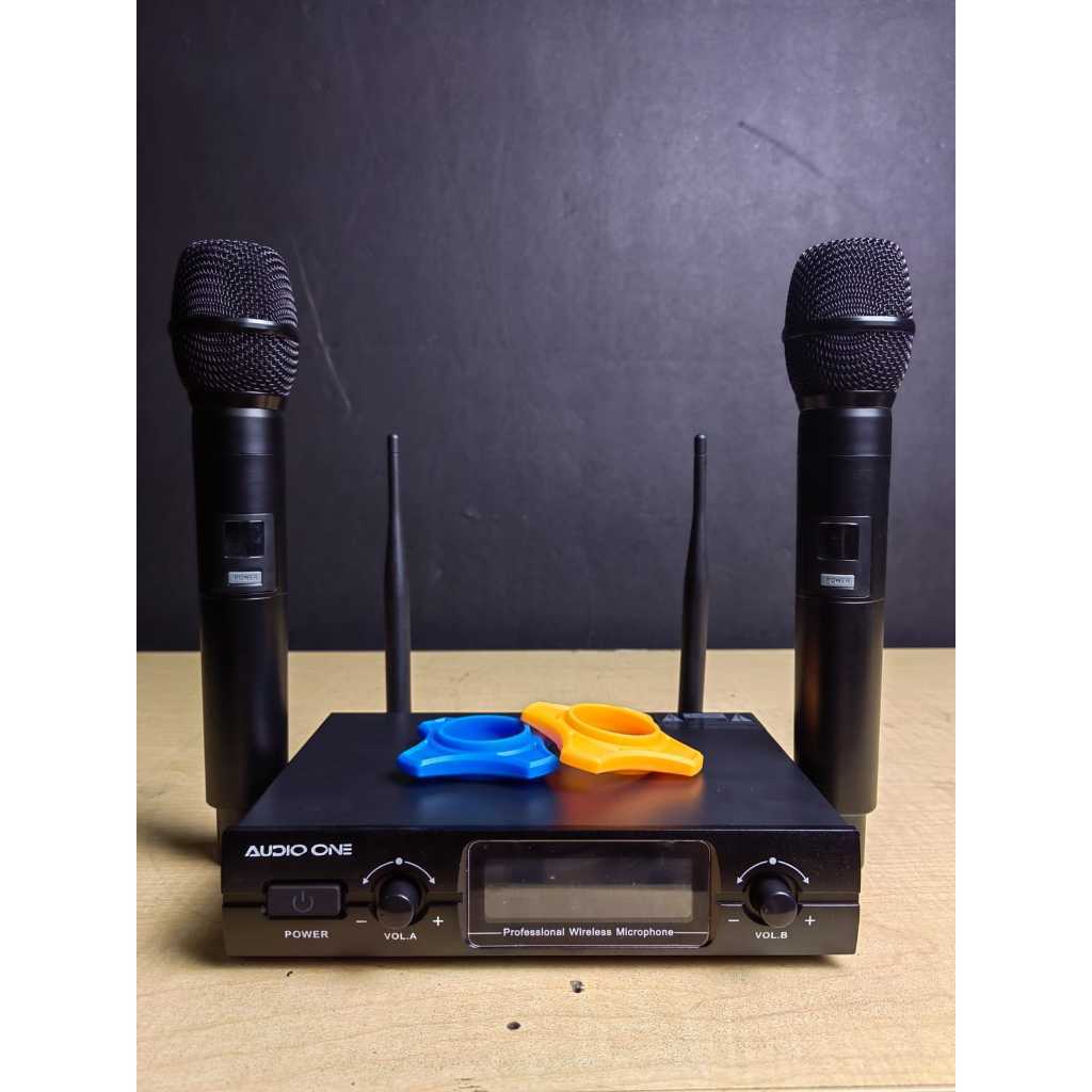 Jual Mic Wireless Audio One AO 2001UHF ORIGINAL GARANSI RESMI | Shopee ...