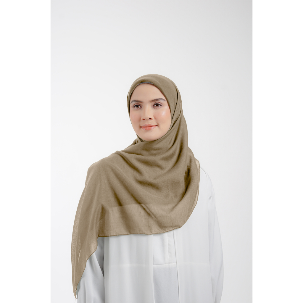 Jual ELZATTA HIJAB KERUDUNG JILBAB SEGI EMPAT SEGIEMPAT POLOS KEISHA ...