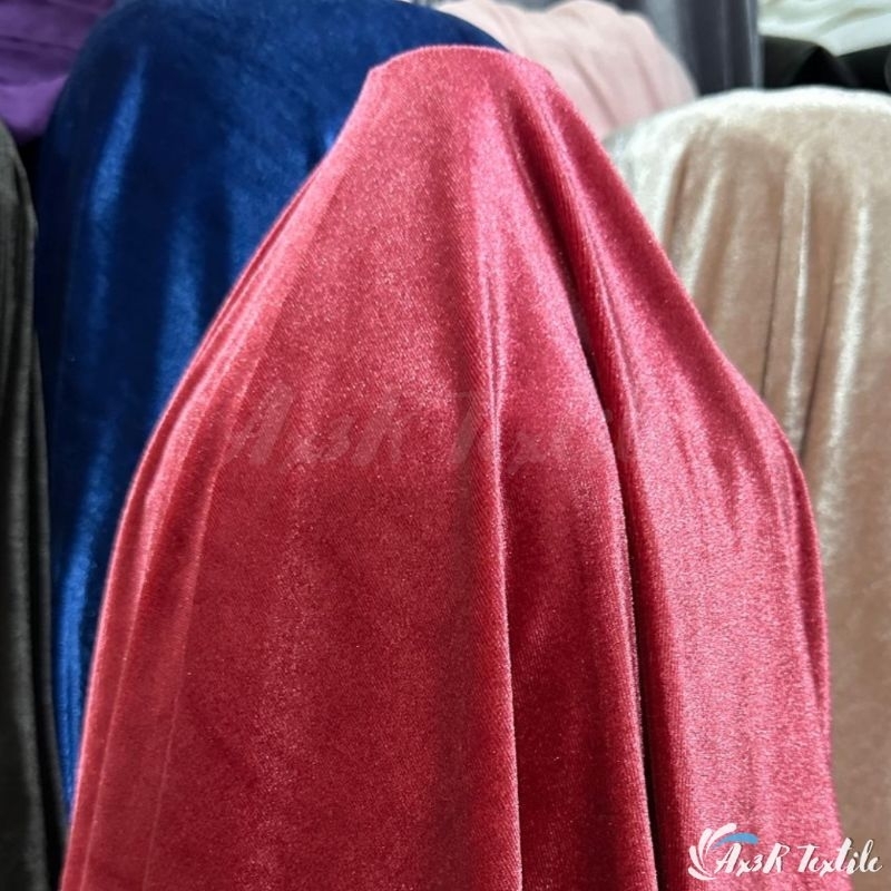 Jual Beludru Merah Bata Bahan Kain Bludru Streth Garmen Impor | Shopee ...