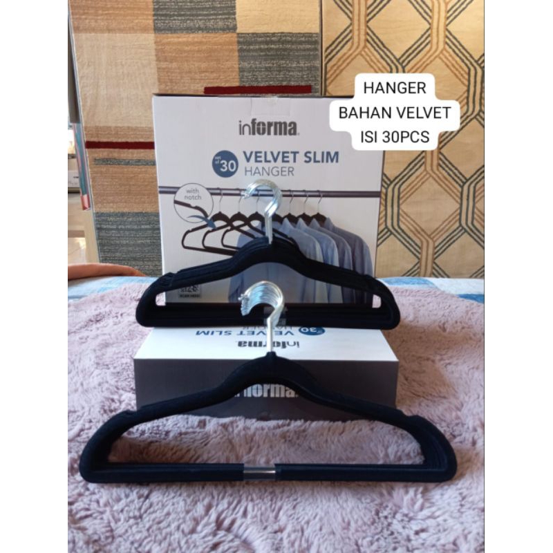 Jual Informa Set 30 Pcs Hanger Velvet Slim Dengan Notch Hitam | Shopee ...