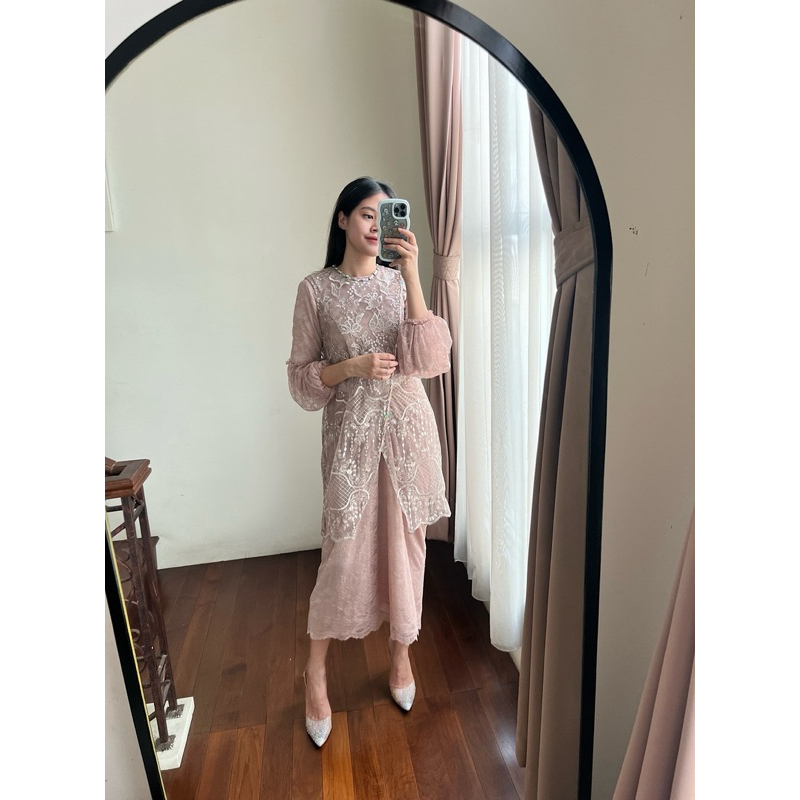 Jual amrthelabel / jacinta set / nude pink | Shopee Indonesia
