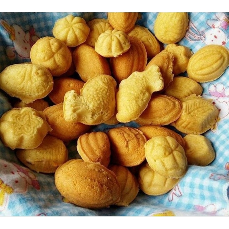 Jual Kue Bhoi khas Aceh / Bolu Aceh / Kue Ikan / Bolu Kijing / Kue Aceh ...