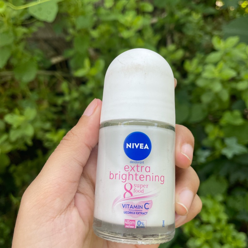 Jual NIVEA Personal Care Deodorant Extra Whitening Roll On - 25 ml ... Jual NIVEA Personal Care Deodorant Extra Whitening Roll On - 25 ml ...