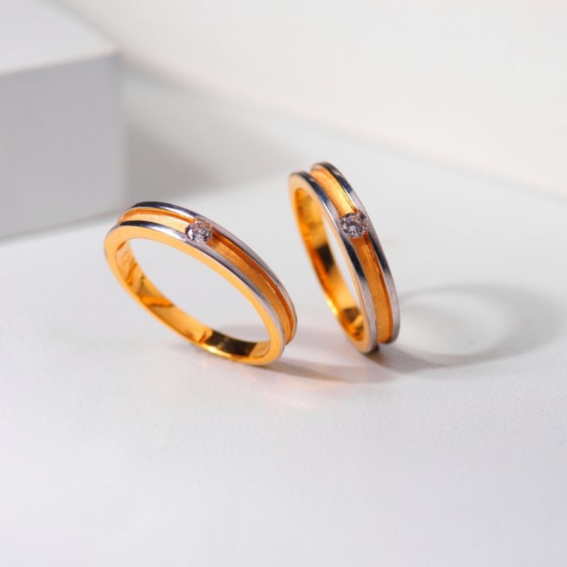 Jual Cincin Emas Kawin Cekung Dove List Putih - Toko Emas Gadjah ...