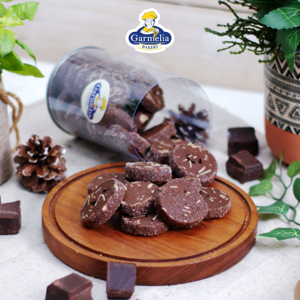 Jual Chocolate Almond Cookies - Garmelia Bakery | Shopee Indonesia