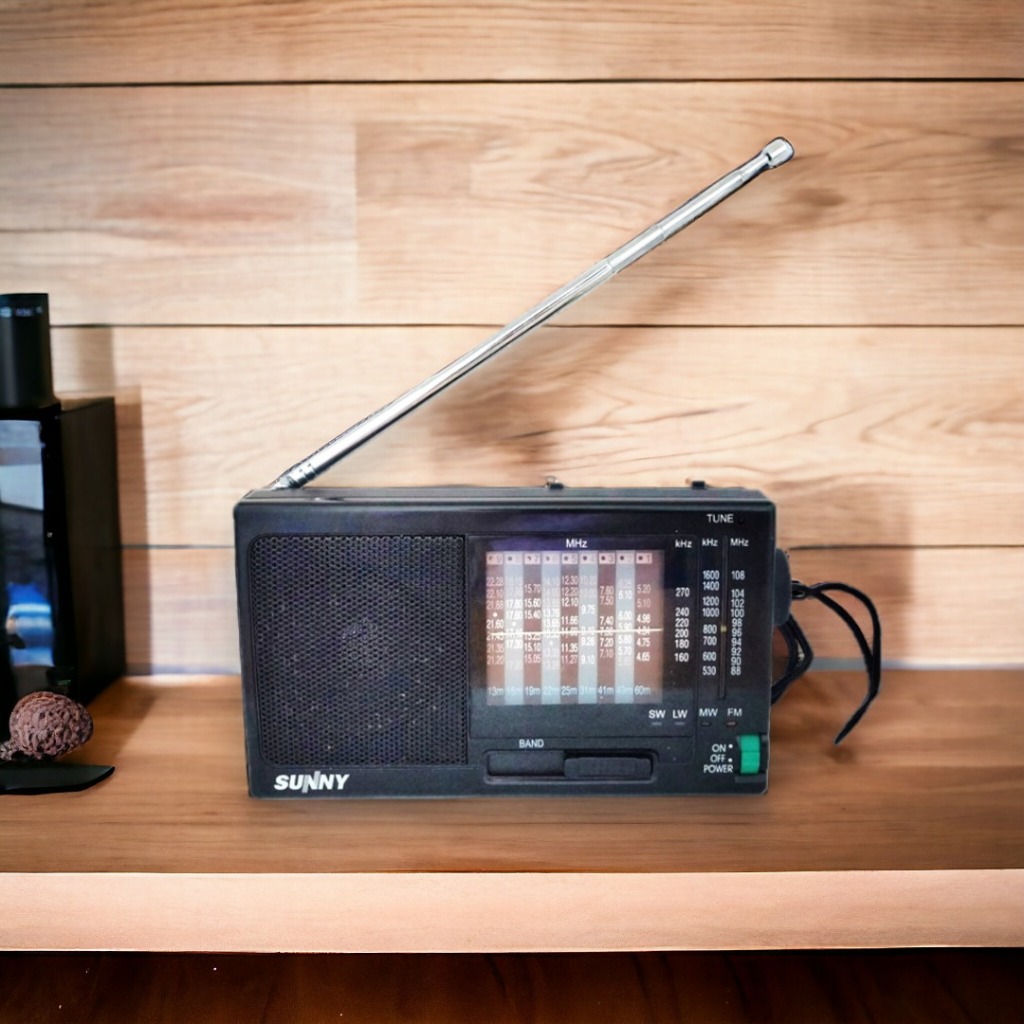 Jual Radio Portable FM AM SW LW Merk Sunny Portable Radio SW12 Free ...