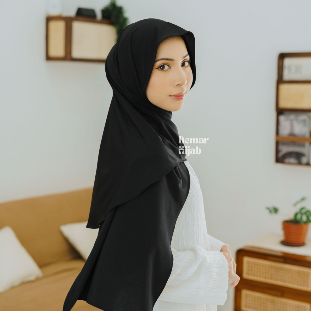 Jual Demar Hijab - Medina (Pashmina Inner Oval Menutup Leher Jersey Super Premium) | Shopee ...