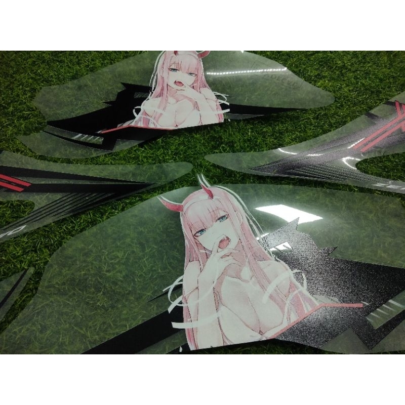 Jual Striping Sticker Transparan Honda CB 150 R Costum Anime Zero Two ...