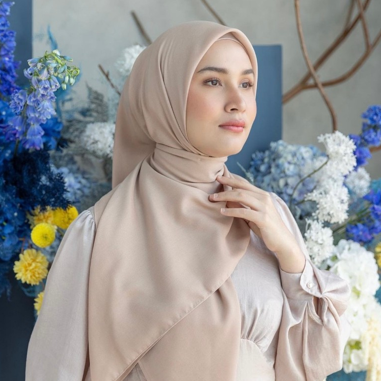 Jual [ COD ] Bella Square 50 Warna Hijab Segiempat Premium Anti Letoy | Shopee Indonesia