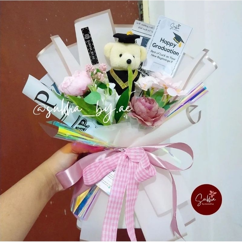 Jual [𝙍𝙀𝘼𝘿𝙔 𝙎𝙄𝘼𝙋 𝙆𝙄𝙍𝙄𝙈] 𝙎𝙪𝙆𝙝𝙖 𝘽𝙤𝙪𝙦𝙪𝙚𝙩 - Graduation Bouquet Buket Bunga ...