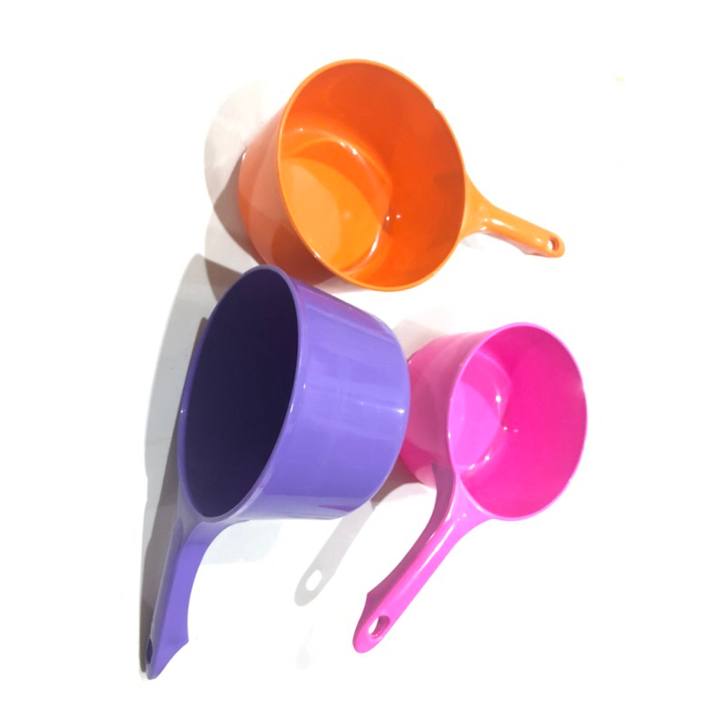 Jual Gayung Air Mandi Warna Warni GJ Diameter 14,5 CM Isi 2 PCS ...