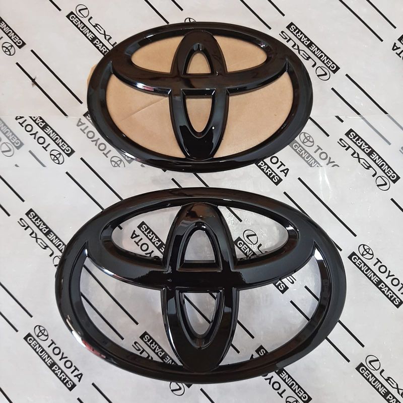 Jual LOGO EMBLEM TOYOTA INNOVA REBORN VENTURER HITAM BLACK GLOSS ( 1 ...